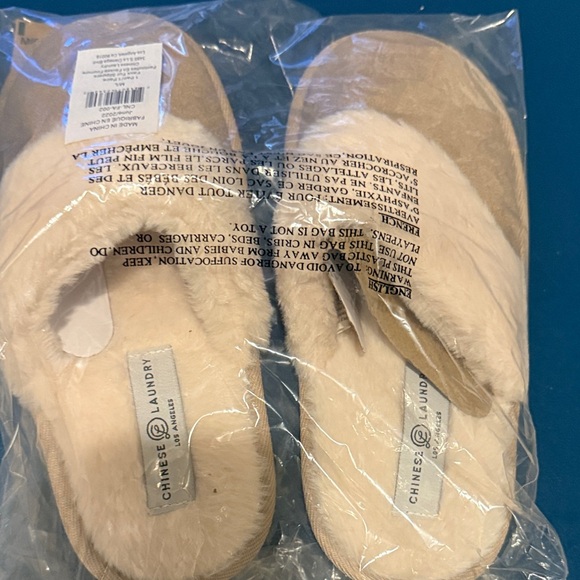 Chinese Laundry | Shoes | Chinese Laundry Beige Fuzzy Slippers | Poshmark